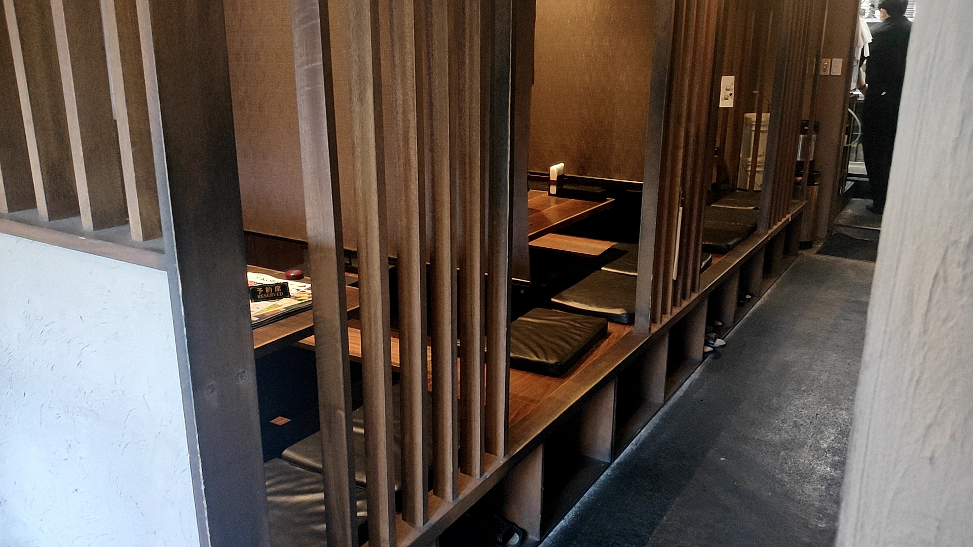 焼肉・韓国料理 KollaBo (コラボ) 恵比寿新店を紹介！韓国の15有名店とコラボした韓国料理店